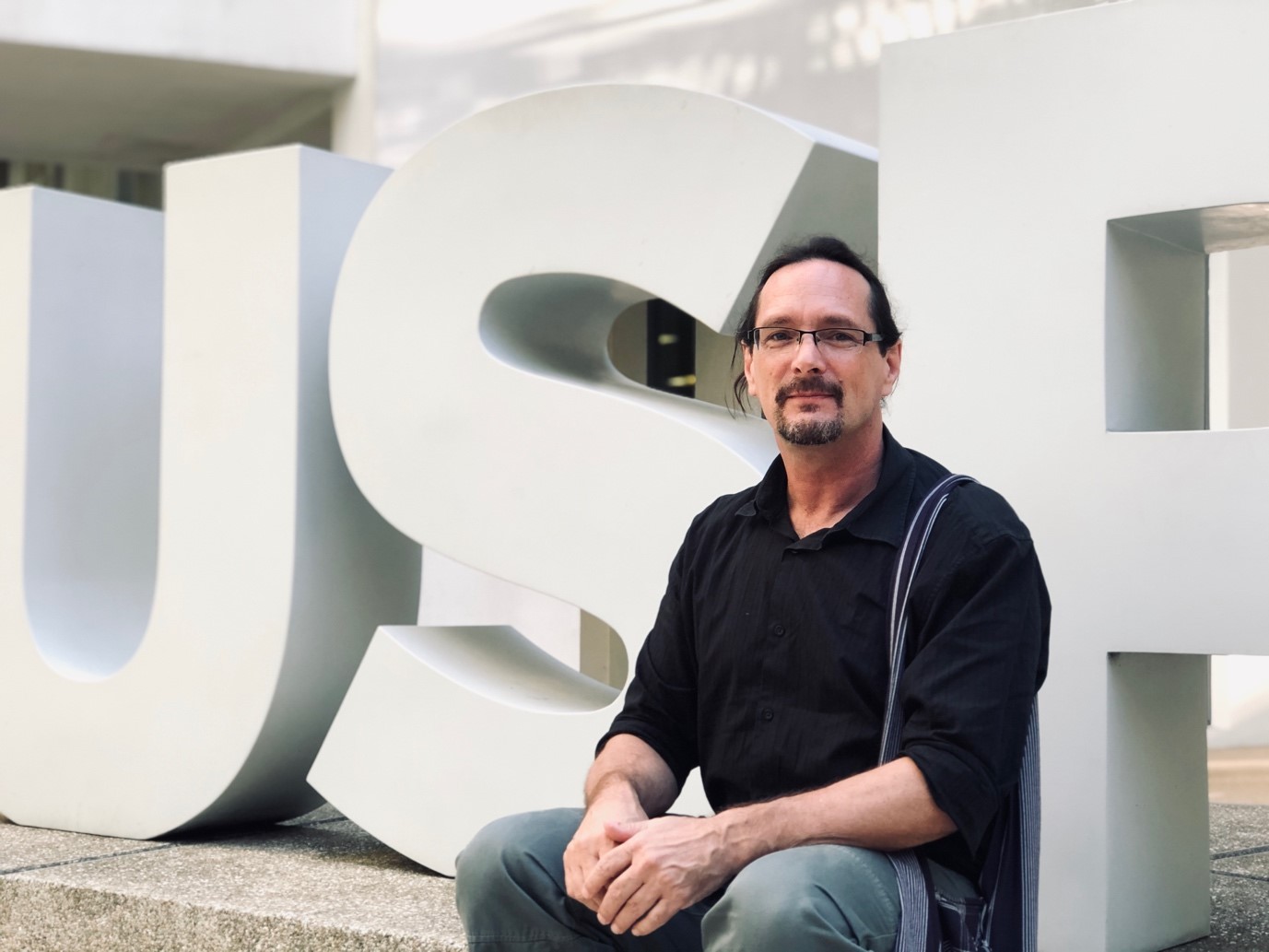 Meet A/P Peter Vail and A/P Chitra Sankaran – University Scholars Programme